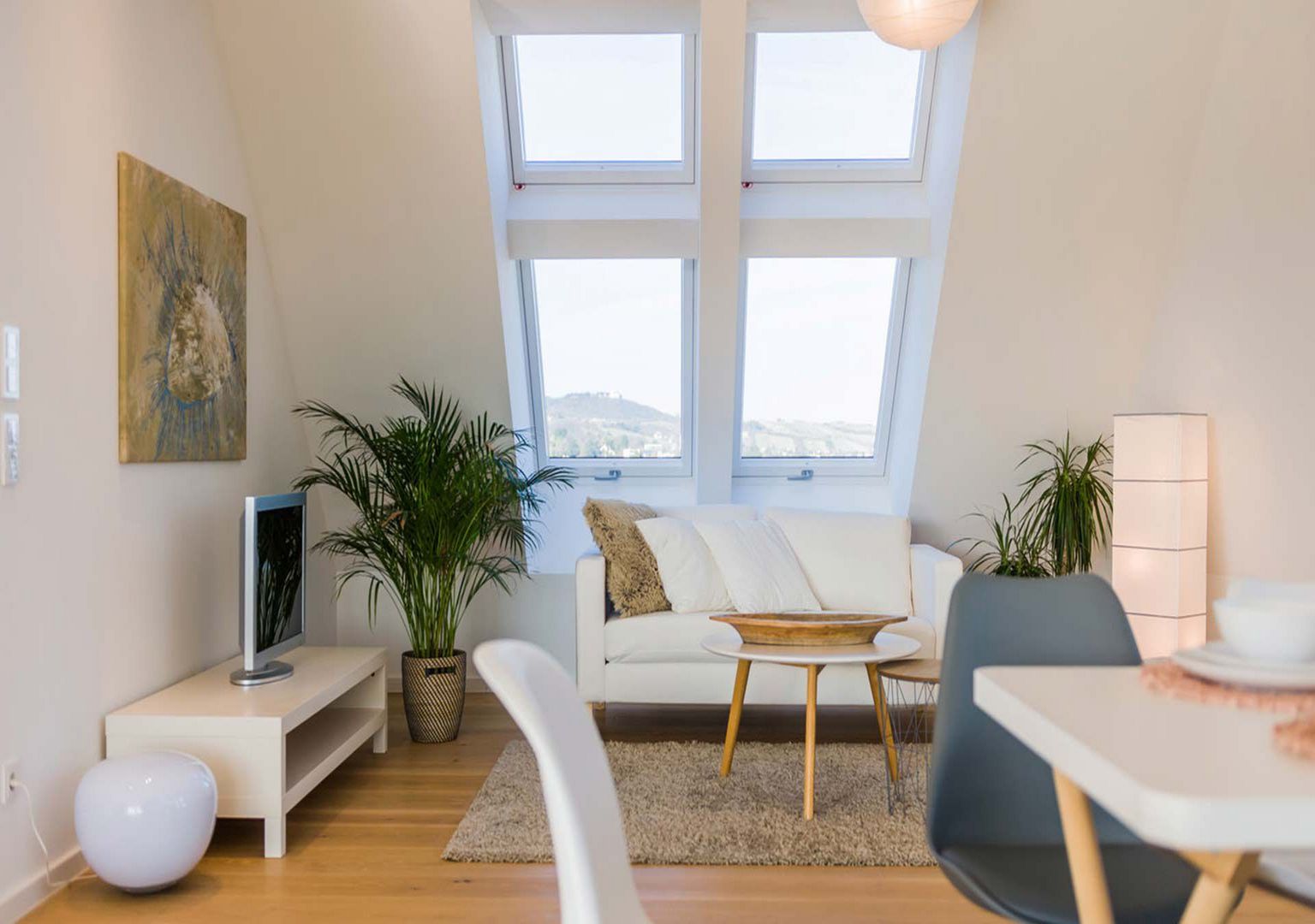 UK | Roto roof window