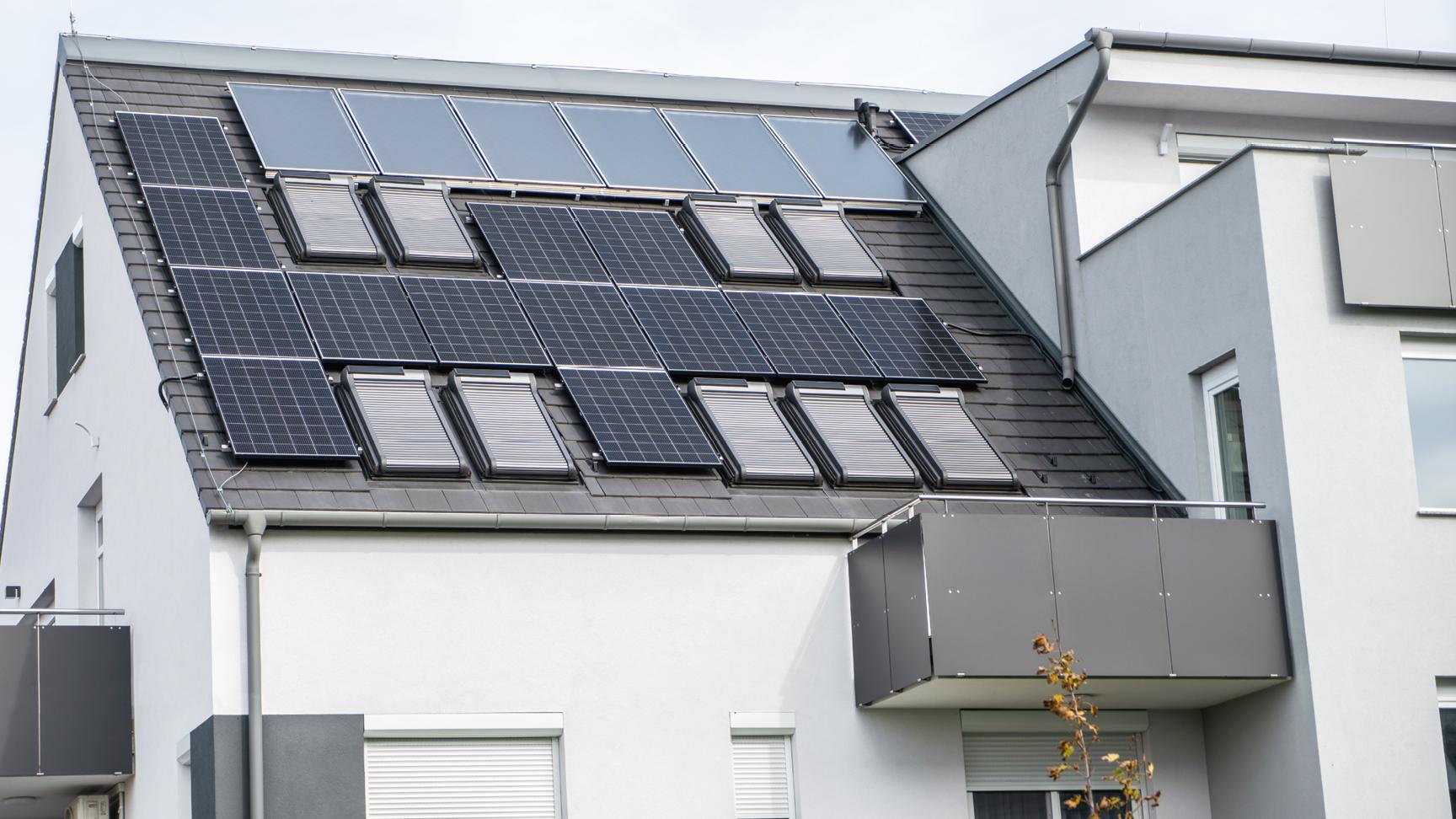 Overview | Roto roof window