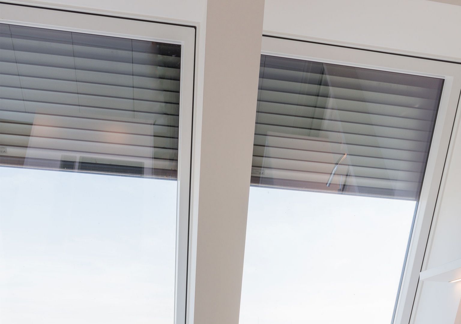 UK | Roto roof window